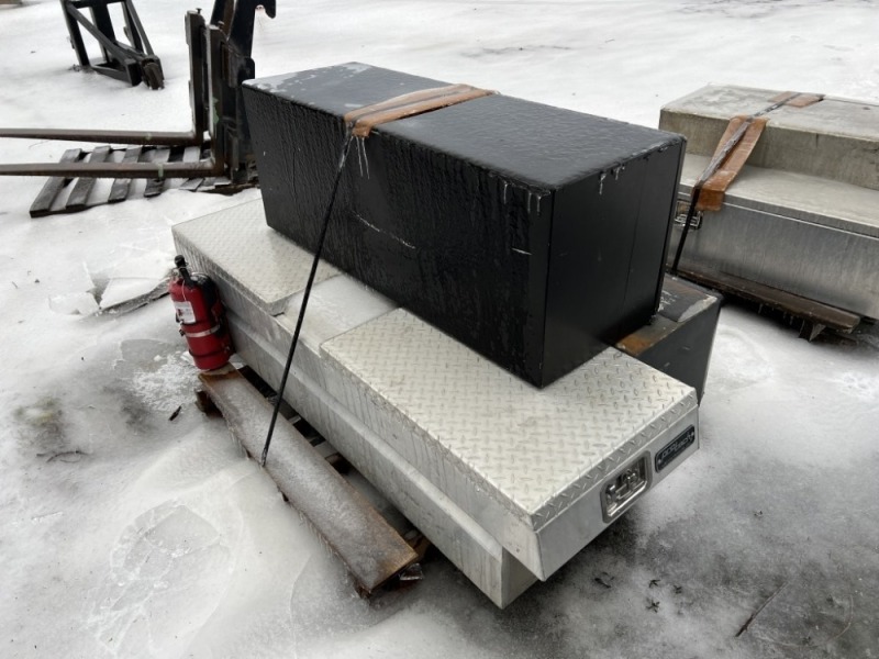 ProTech Dual Lid Truck Tool Box | J. Stout Auction
