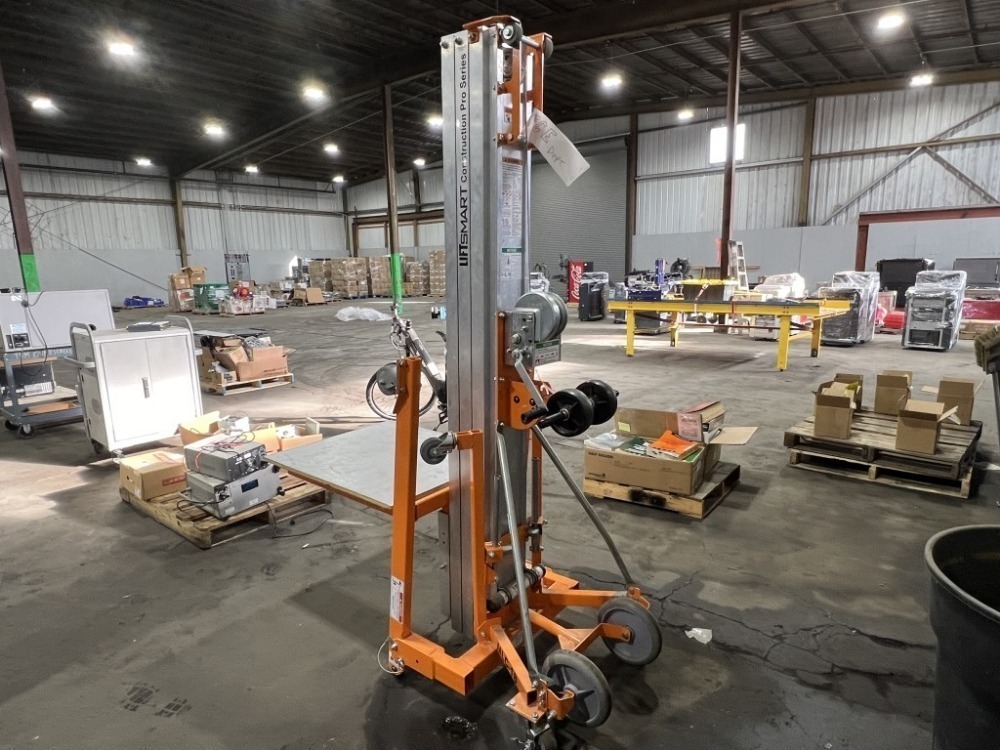 Liftsmart MLC-18STD Material Lift | J. Stout Auction