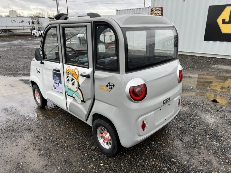 2024 Meco M-F Electric Cart | J. Stout Auction