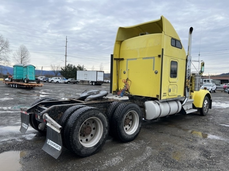 1997 Kenworth W900 T/A Sleeper Truck | J. Stout Auction