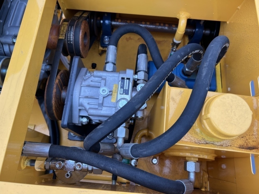 2024 Traner TR850 Tandem Vibratory Roller | J. Stout Auction