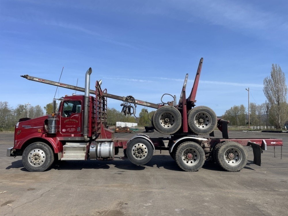 2016 Kenworth T800 Tri-Axle Log Truck | J. Stout Auction
