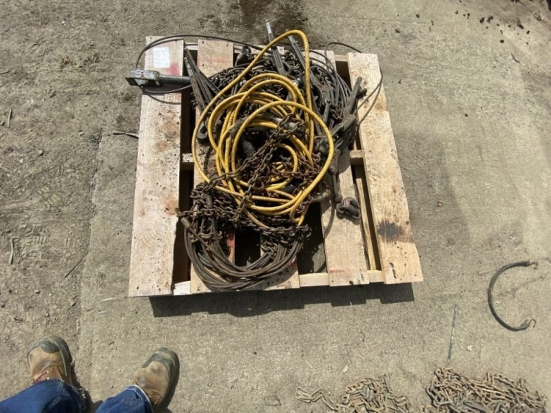 Log Truck Binders & Log Wraps | J. Stout Auction