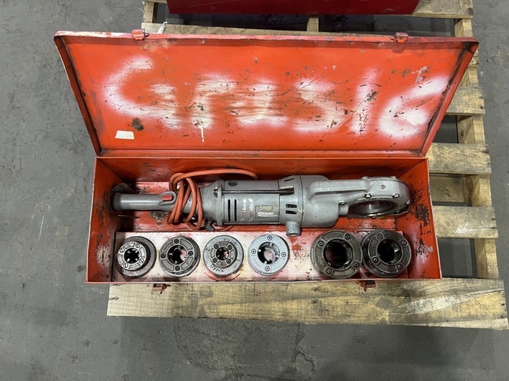 Ridgid Portable Pipe Threading Machine | J. Stout Auction