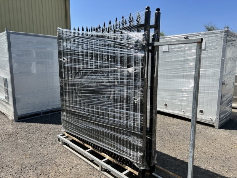 2023 Hanbase 14' Bi-Parting Wrought Iron Gate | J. Stout Auction