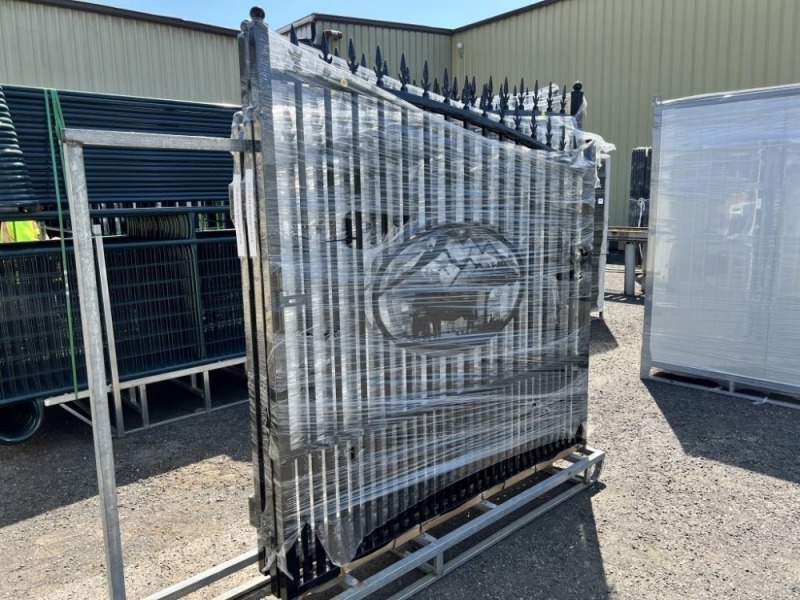 2023 Hanbase 14' Bi-Parting Wrought Iron Gate | J. Stout Auction