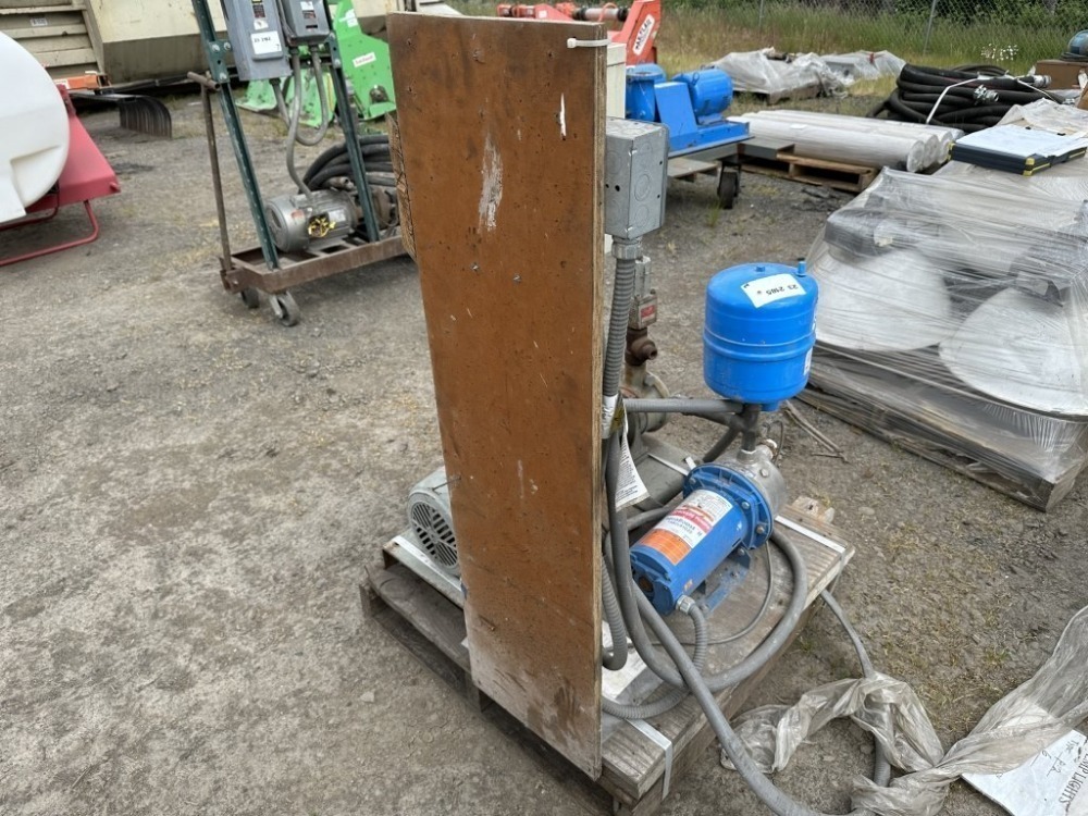 Gould Aquaboost II Pump System | J. Stout Auction