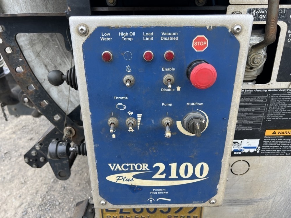 2015 Kenworth T800 -Vactor 2100 Vacuum Truck | J. Stout Auction