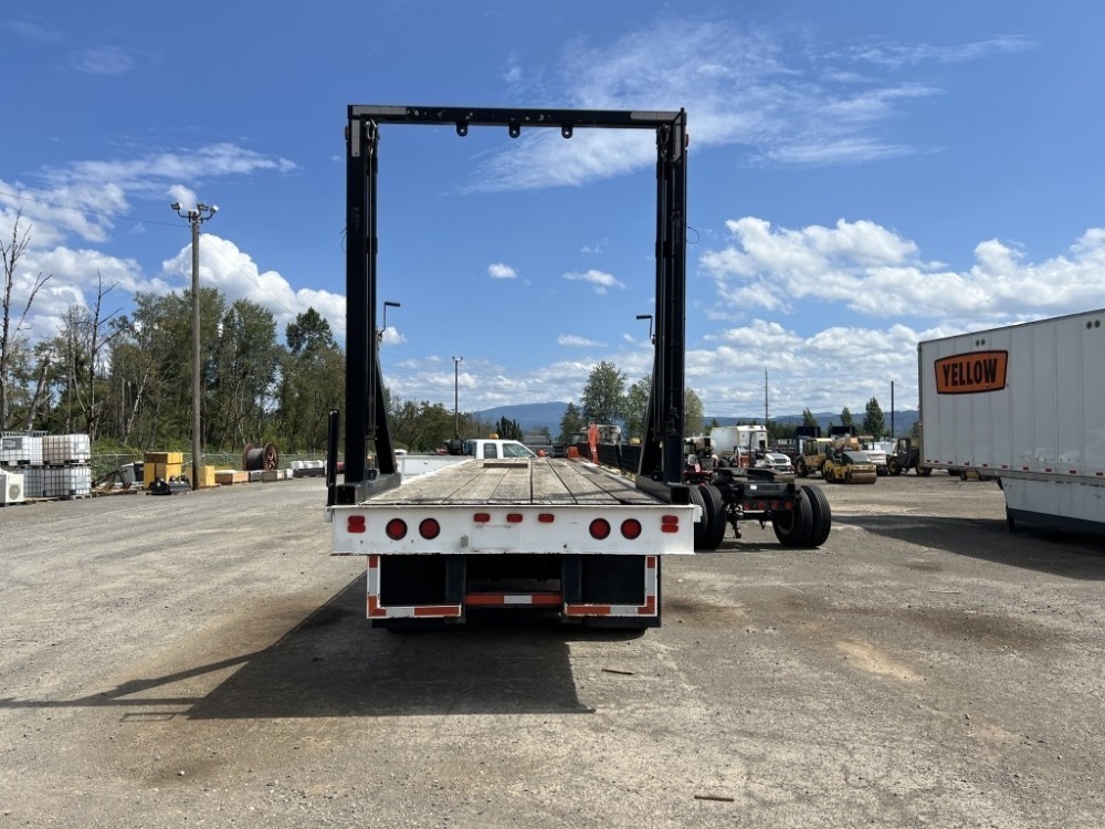 1981 Turtle Mountain Flatbed Trailer | J. Stout Auction