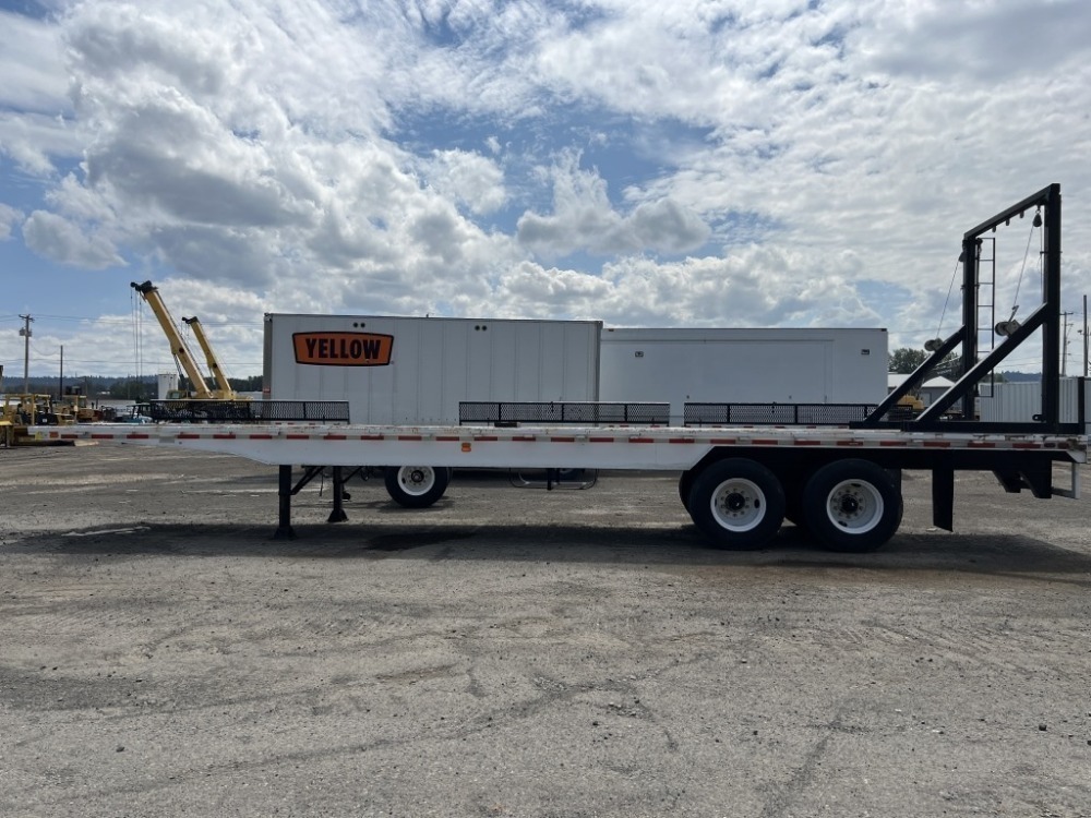 1981 Turtle Mountain Flatbed Trailer | J. Stout Auction