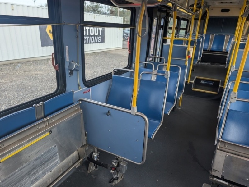 2005 New Flyer D40LF Transit Bus | J. Stout Auction