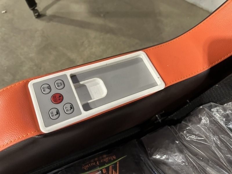 2024 Machpro MP-MS100 Massage Chair | J. Stout Auction