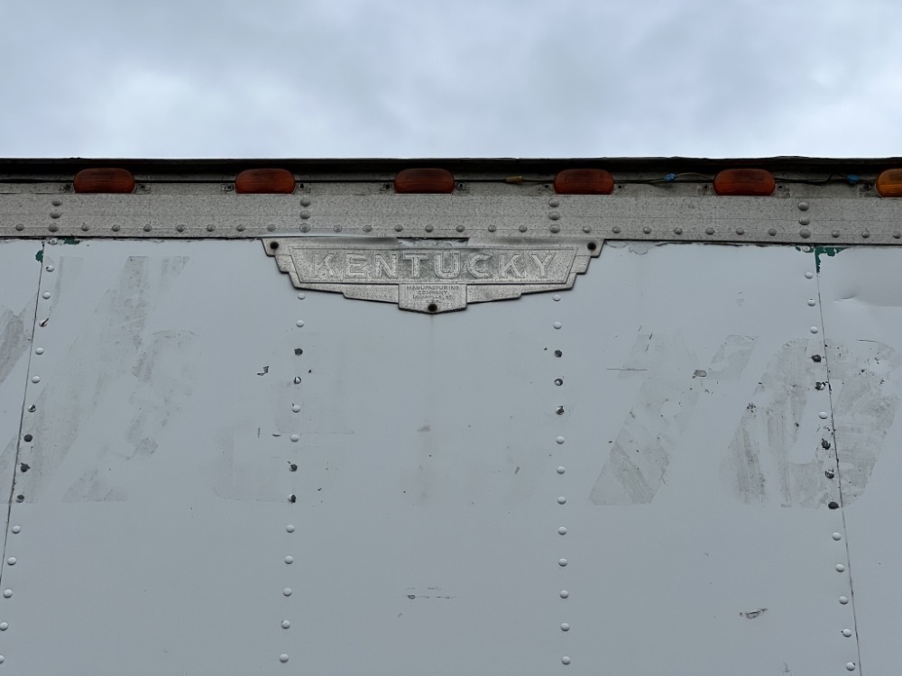 1988 Kentucky T/A Step Van Trailer | J. Stout Auction