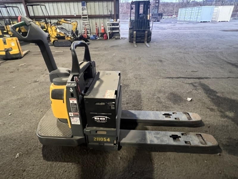 2008 Jungheinrich ECR327 Electric Pallet Jack | J. Stout Auction
