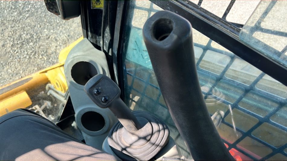 2010 Caterpillar 246C Skidsteer Loader | J. Stout Auction