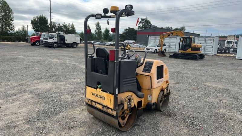 2007 Volvo DD16 Tandem Vibratory Roller | J. Stout Auction