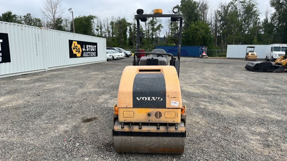 2007 Volvo DD16 Tandem Vibratory Roller | J. Stout Auction