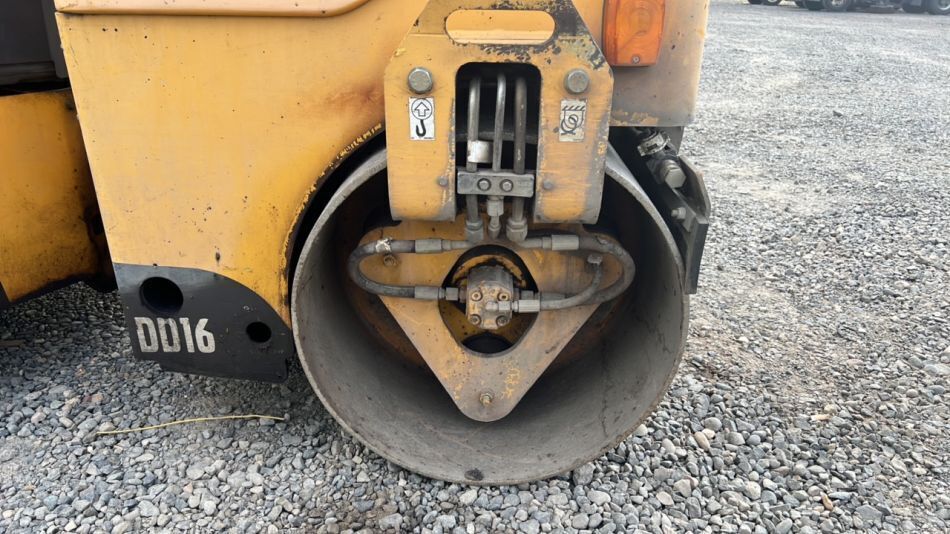2007 Volvo DD16 Tandem Vibratory Roller | J. Stout Auction