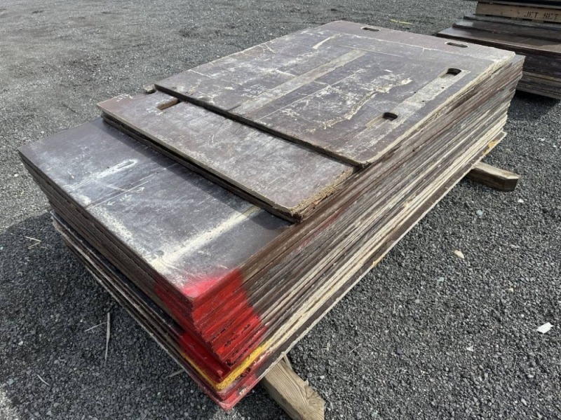 Fin Form Shoring Panels | J. Stout Auction
