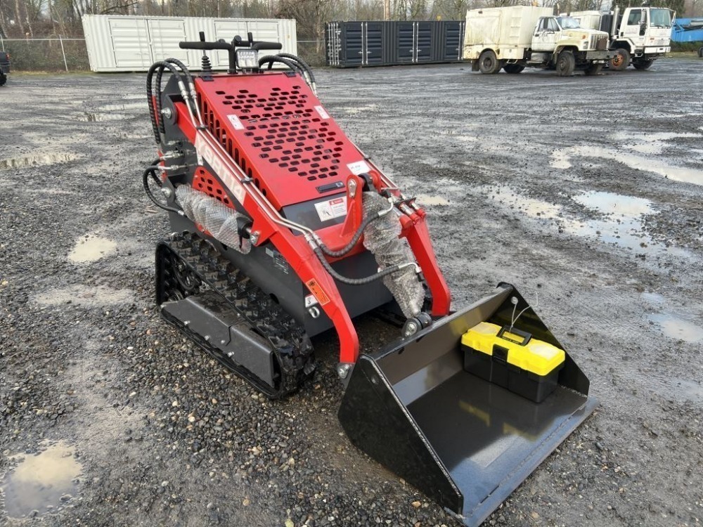 2025 AGT YSRT14 Mini Compact Track Loader | J. Stout Auction