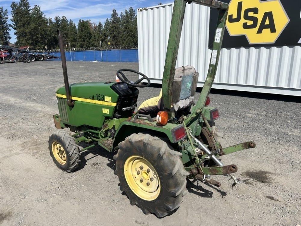 John Deere 670 4WD Compact Utility Tractor | J. Stout Auction