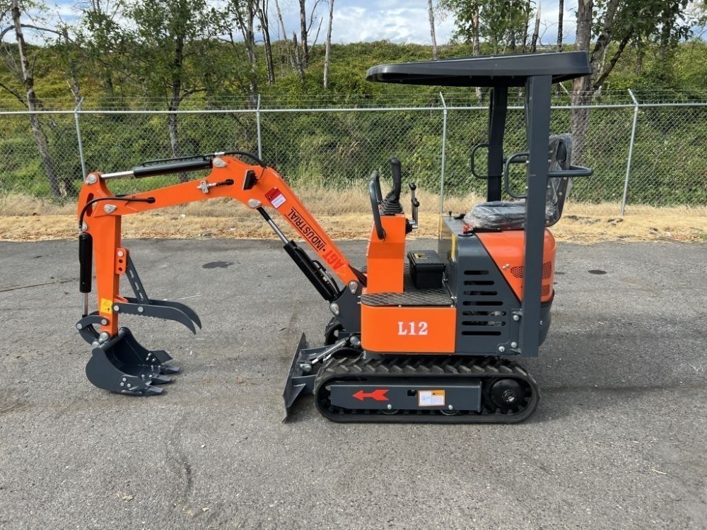 2023 AGT L12 Mini Hydraulic Excavator | J. Stout Auction