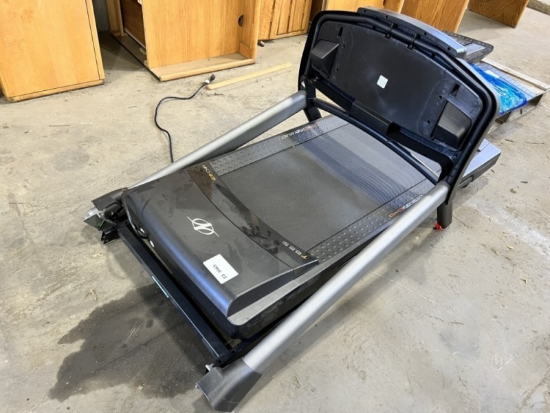 NordicTrack FlexSelect Treadmill | J. Stout Auction