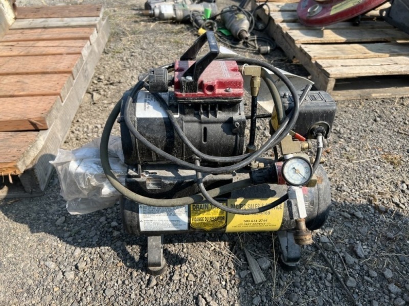 Ultra Air-Pac Air Compressor | J. Stout Auction