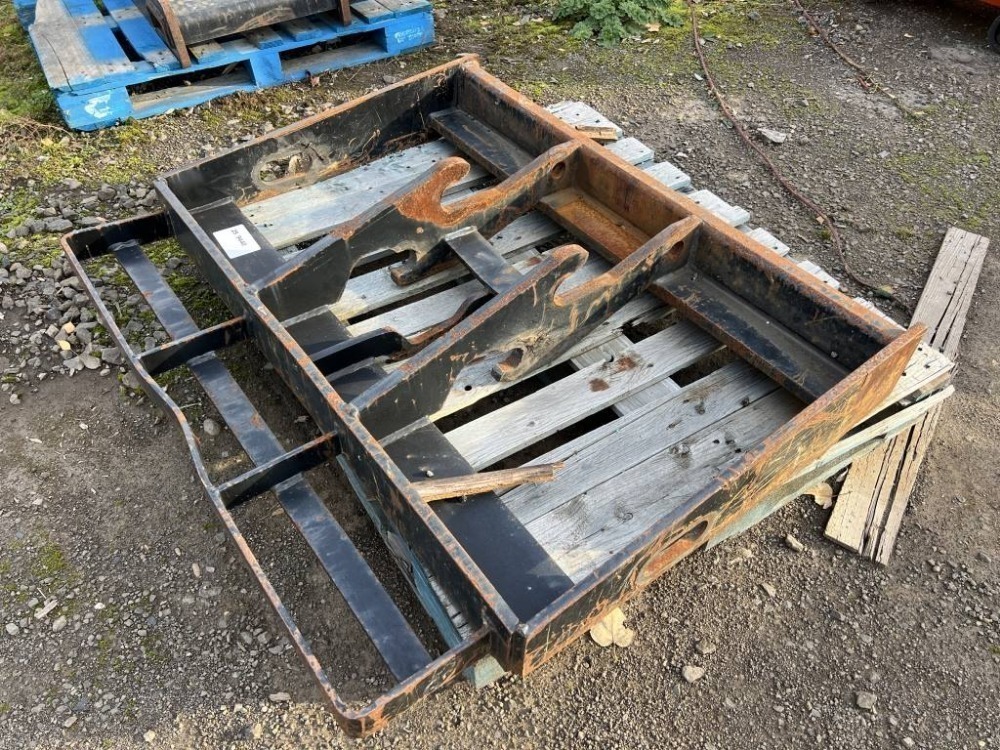 JLG Forklift Carriage | J. Stout Auction