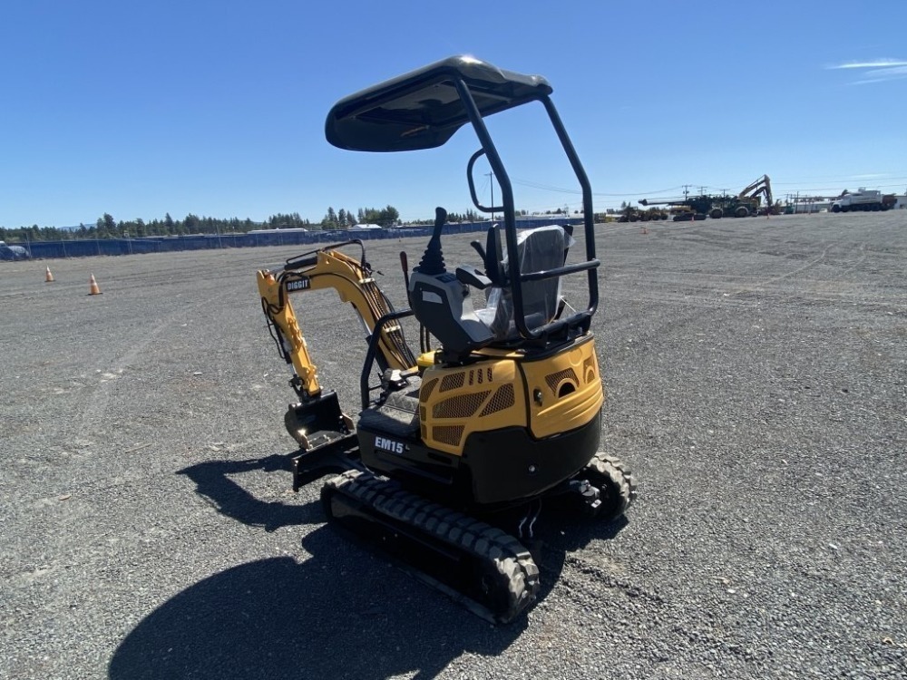 2023 Diggit EM15 Mini Hydraulic Excavator | J. Stout Auction
