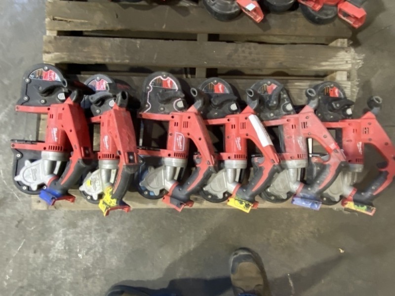 Milwaukee M18 Compact Band Saws | J. Stout Auction