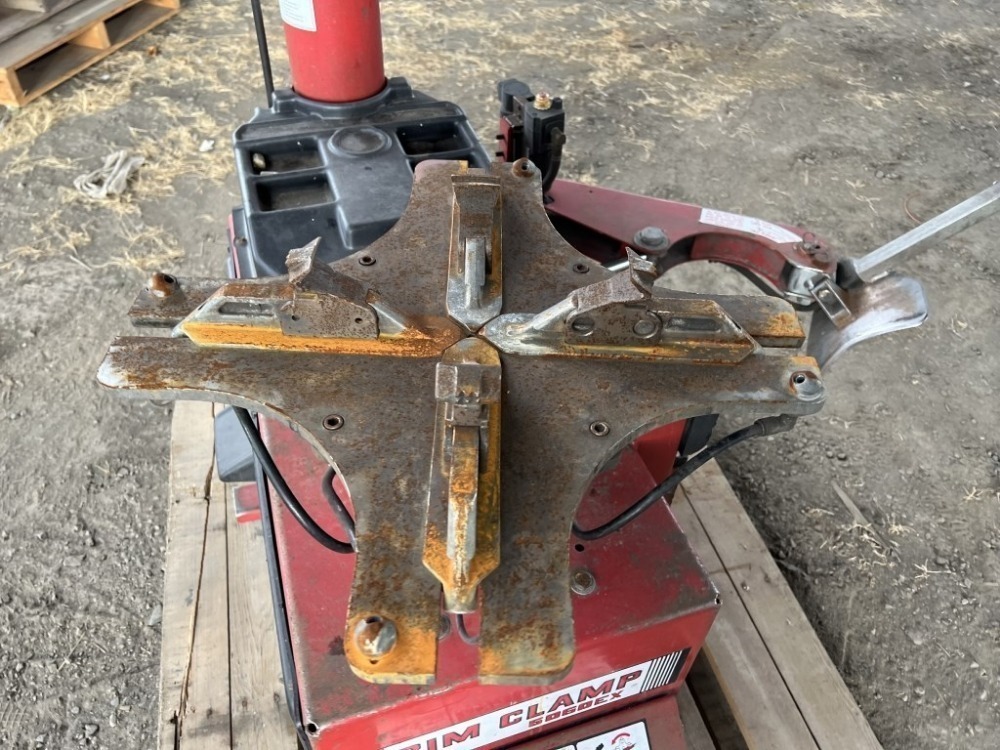 Coats Rim Clamp 5060EX Tire Changer | J. Stout Auction