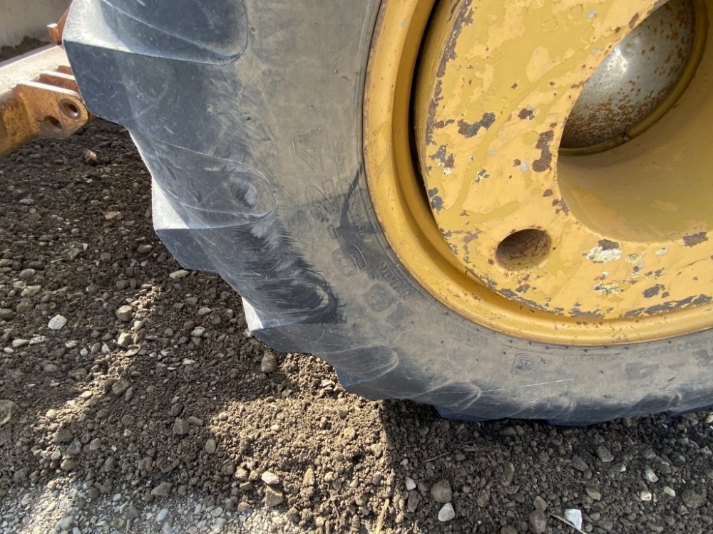 1998 John Deere 210LE 4x4 Skip Loader | J. Stout Auction