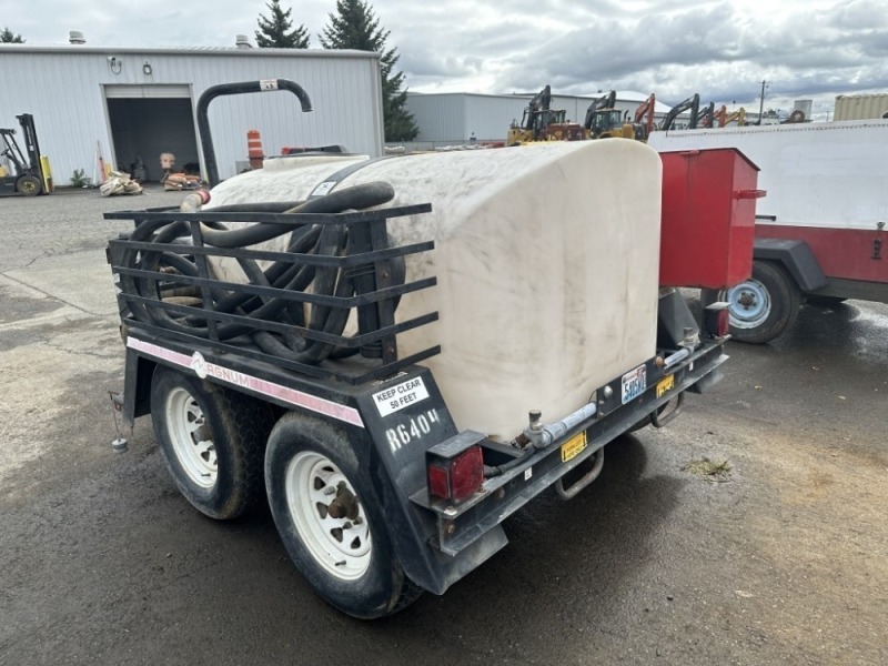 2005 Magnum T/A Water Trailer | J. Stout Auction