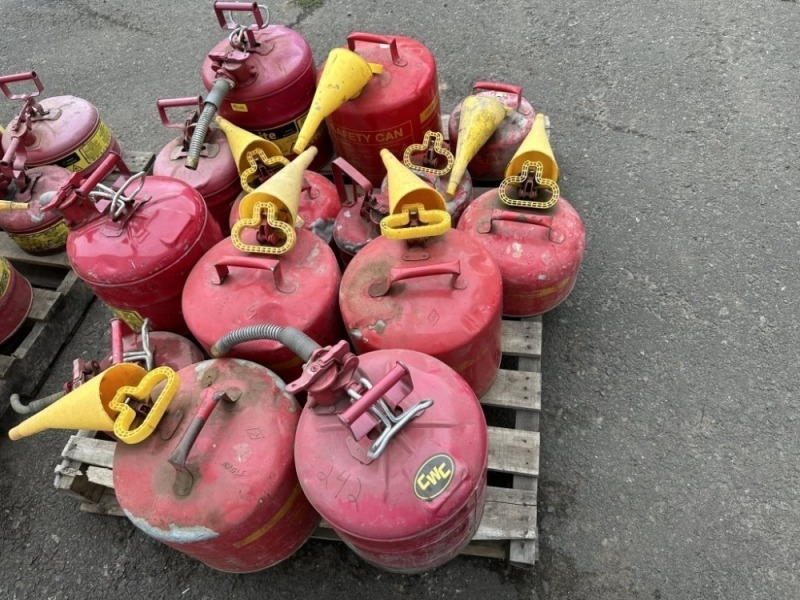 Safety Gas Cans | J. Stout Auction
