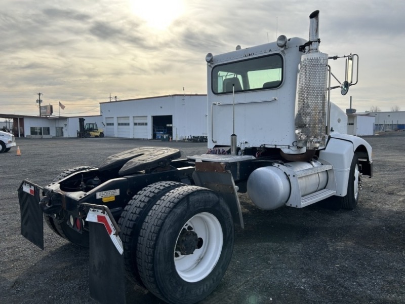 1997 Peterbilt 385 S/A Truck Tractor | J. Stout Auction