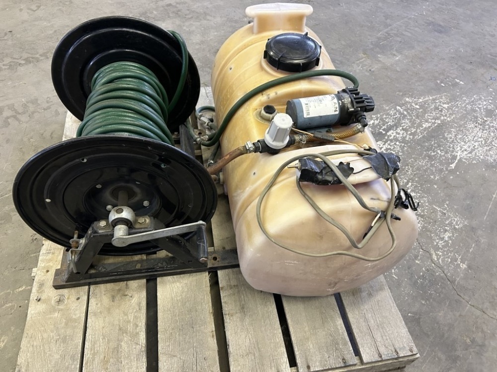 Spray Rig | J. Stout Auction