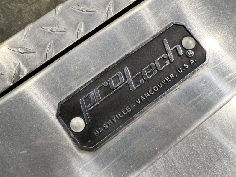 Pro Tech Side Mount Truck Box | J. Stout Auction