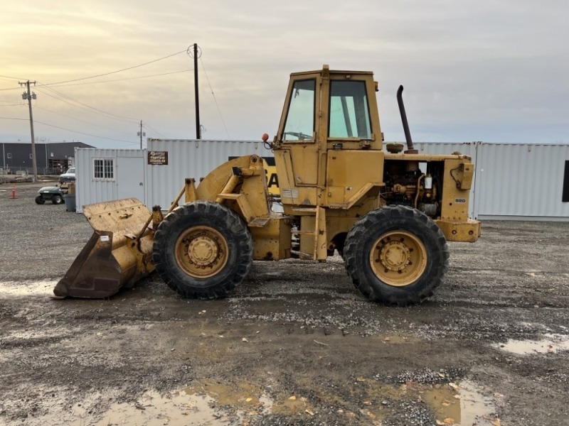 1971 Caterpillar 920 Wheel Loader | J. Stout Auction