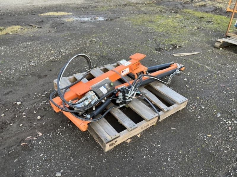 Beamis Brawny Post Puller | J. Stout Auction